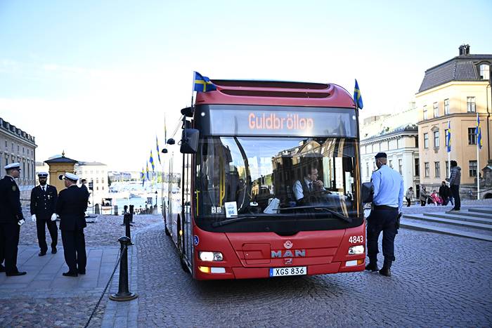 Kungaparet firar guldbröllop – följ firandet här | Kungligt | Expressen